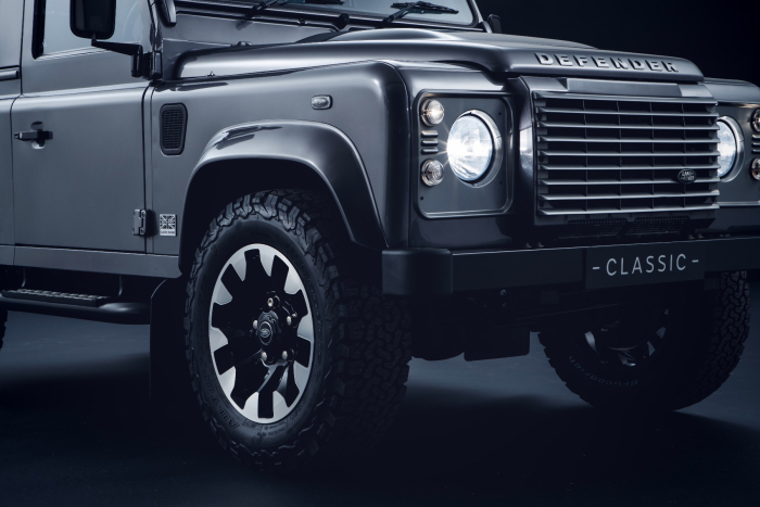 18-inch Sawtooth Diamond-Turned Defender Wheel | Jaguar Land Rover ...