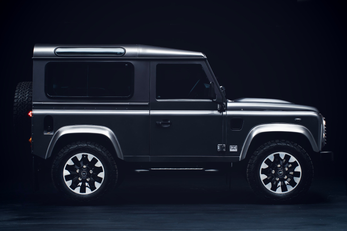 18-inch Sawtooth Diamond-Turned Defender Wheel | Jaguar Land Rover ...